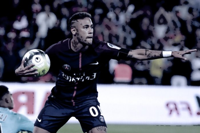 Neymar blurred the penalty because of the goalkeeper's trick. He went ...